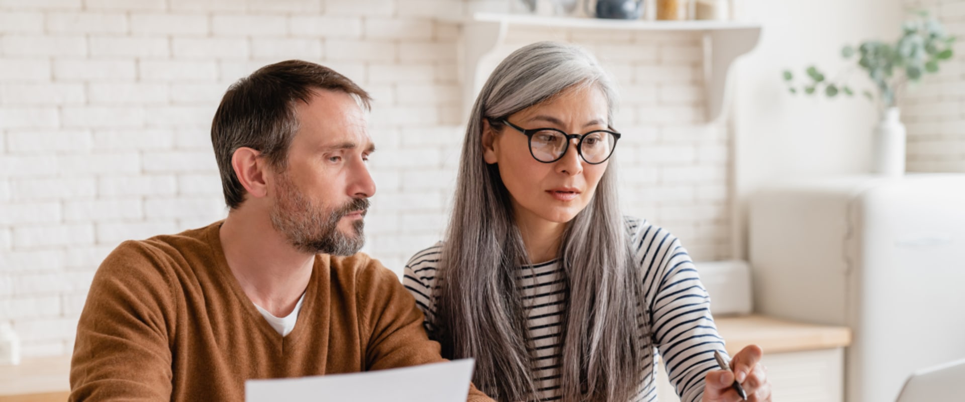 Is it smart to have both a roth and traditional ira?